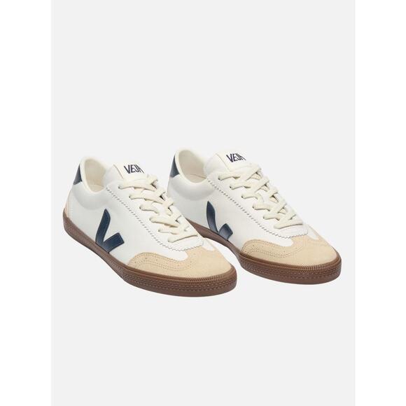 Veja | Shoes | New Veja Unisex Volley Leather Sneaker Shoe In White ...